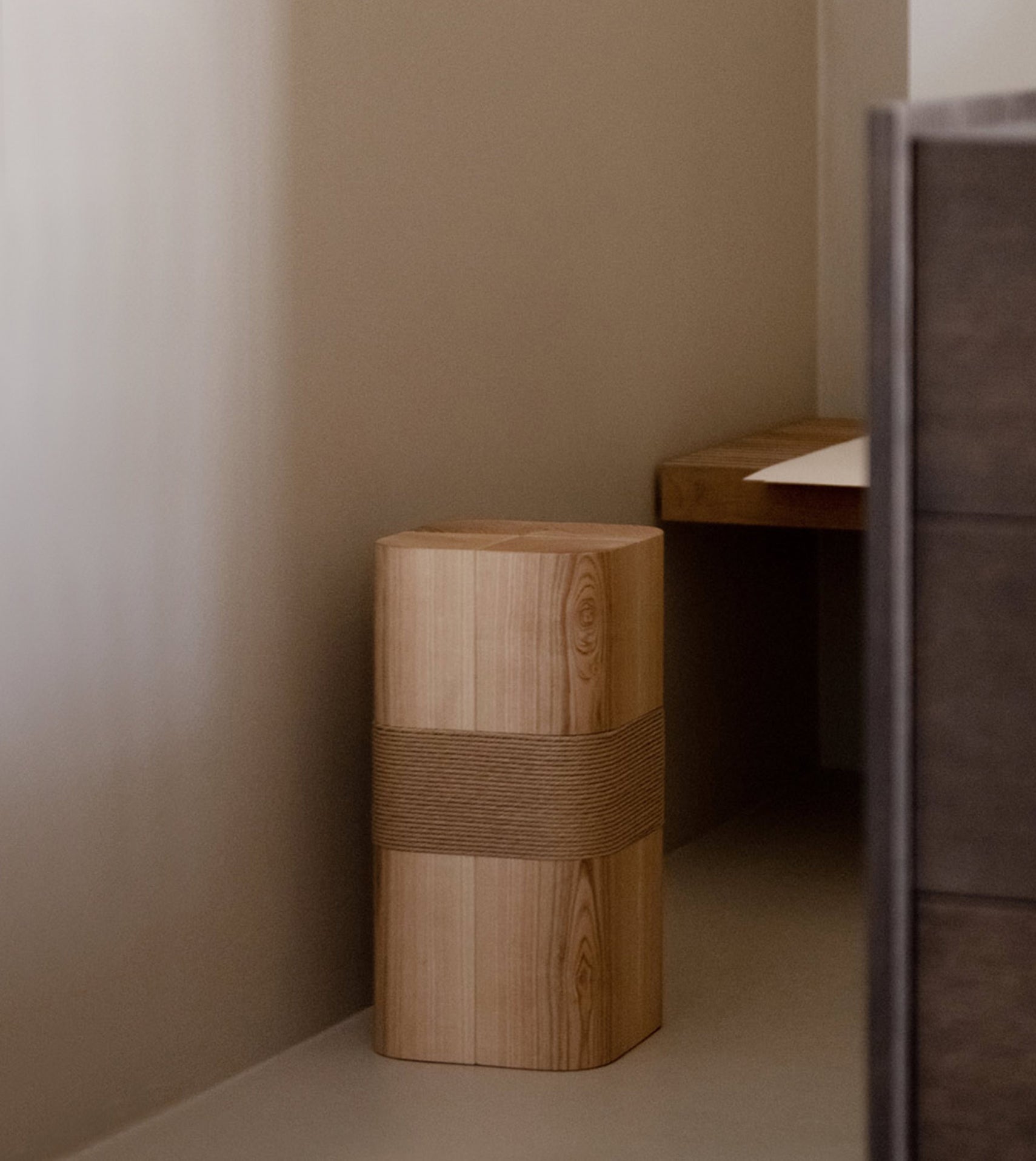 Monolith Plinth– Origin Made